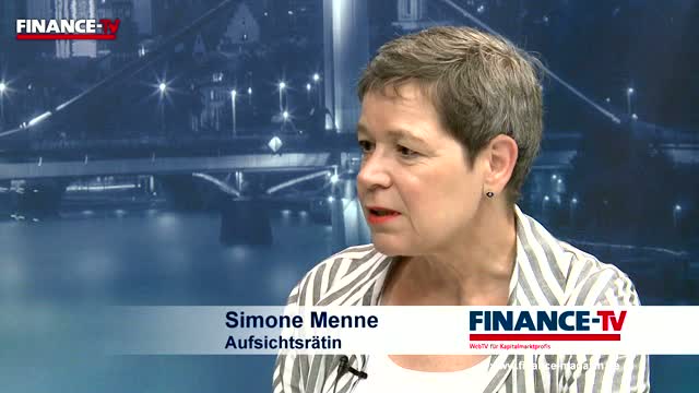 Simone Menne Gehalt