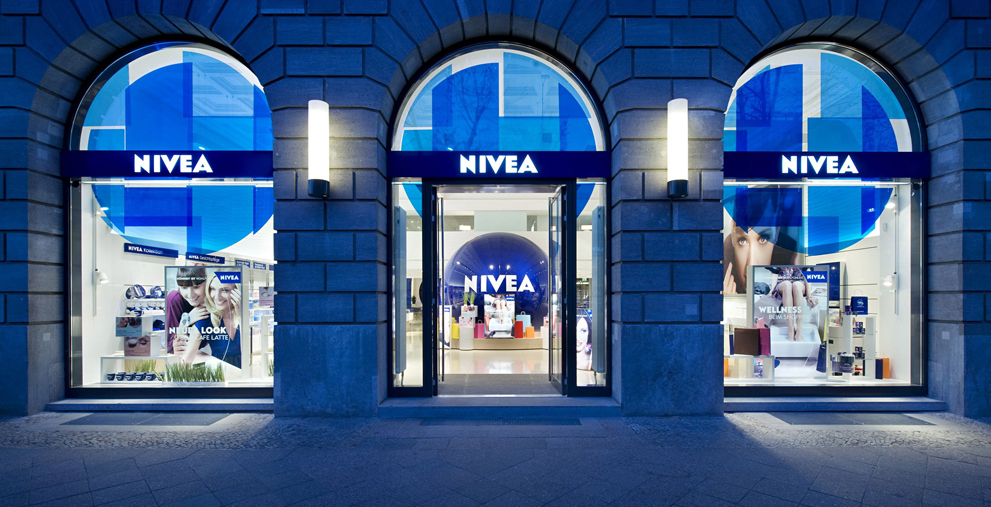 Astrid Hermann wird neue CFO bei Beiersdorf - FINANCE
