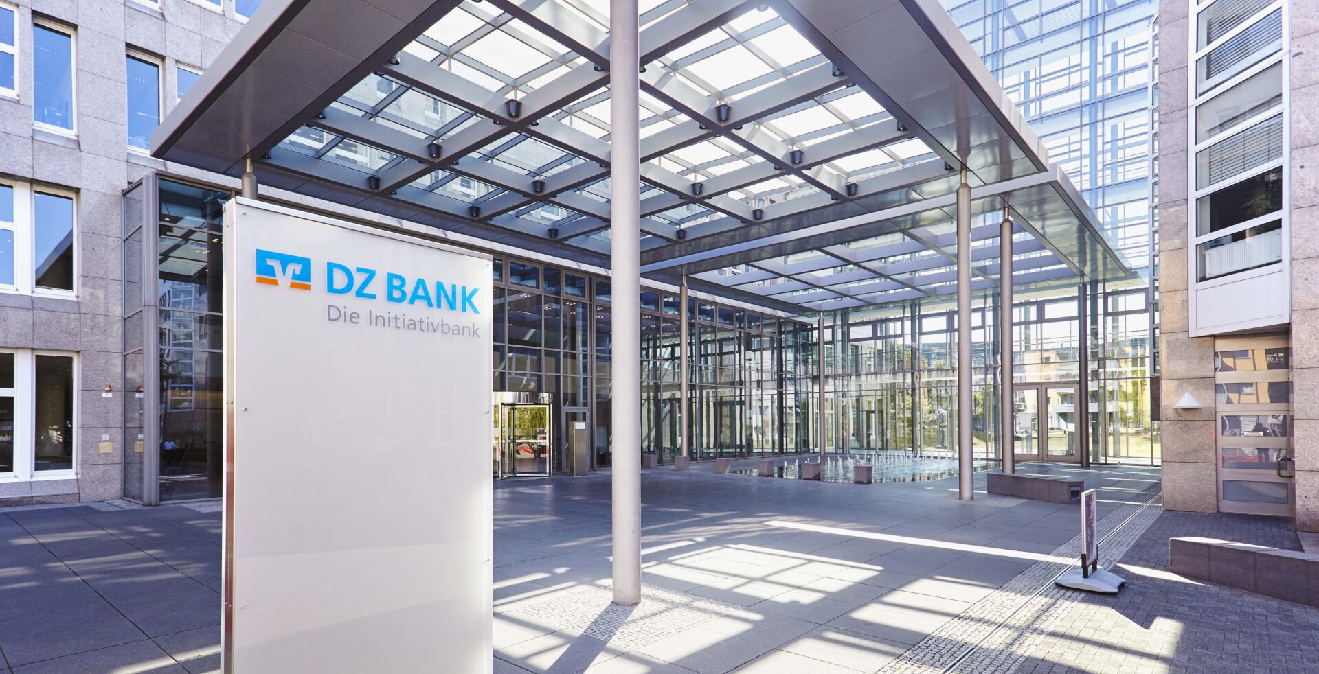 Mittelständler feiern die DZ Bank - FINANCE