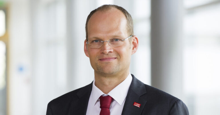 Chemiekonzern BASF macht Eigengewächs zum CFO - FINANCE