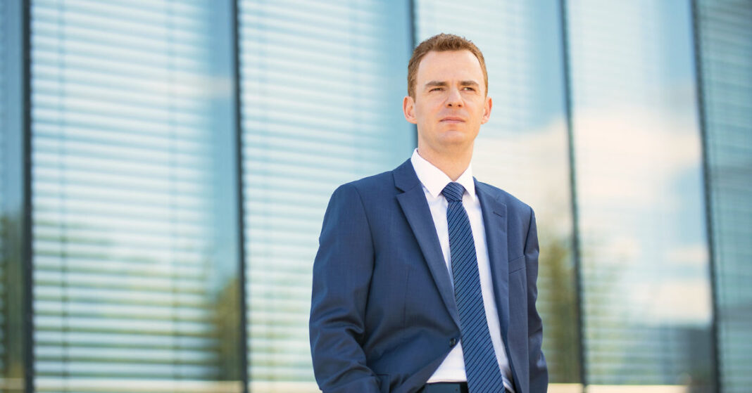 Wegen Krankheit: Grenke-CFO übernimmt CEO-Posten - FINANCE