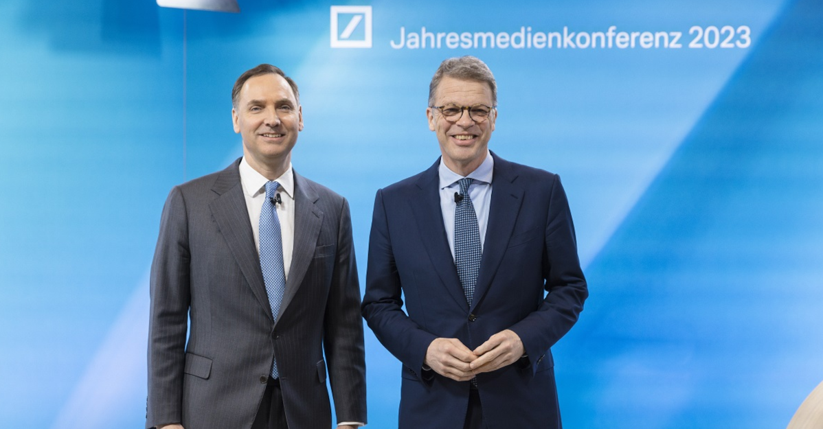 Steuereffekt verschafft Deutscher Bank Rekordergebnis - FINANCE