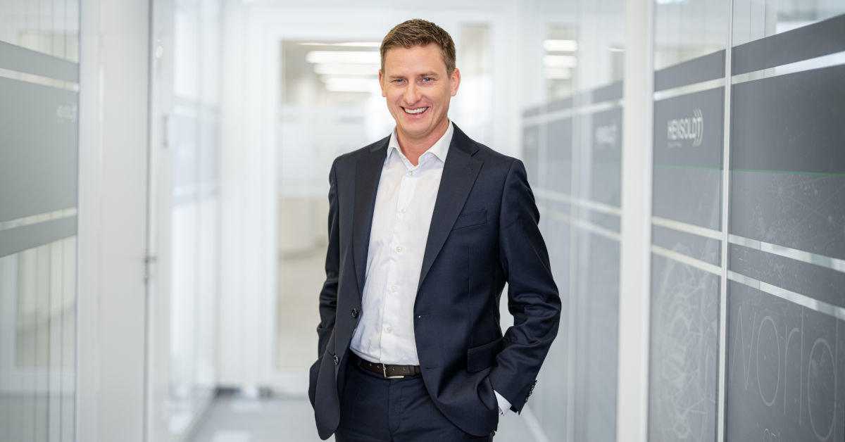 Hensoldt CFO Ladurner über den MDax-Aufstieg - FINANCE