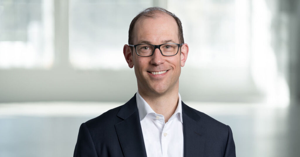 CFO-News: Partners Group, Standard Chartered, AMS Osram - FINANCE