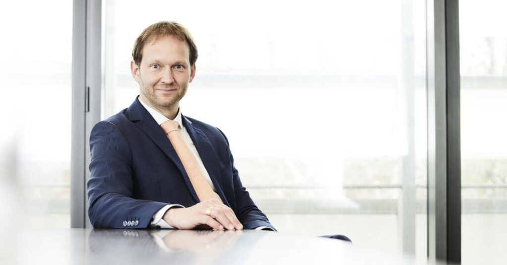 CFO Dietmar von Blücher verlässt die Baader Bank - FINANCE