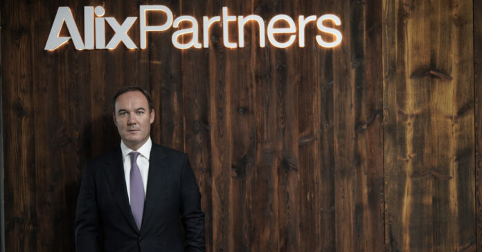 Michael Baur: Top-Restrukturierer - FINANCE