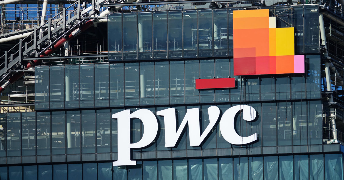 PwC Deutschland baut Personal ab - FINANCE