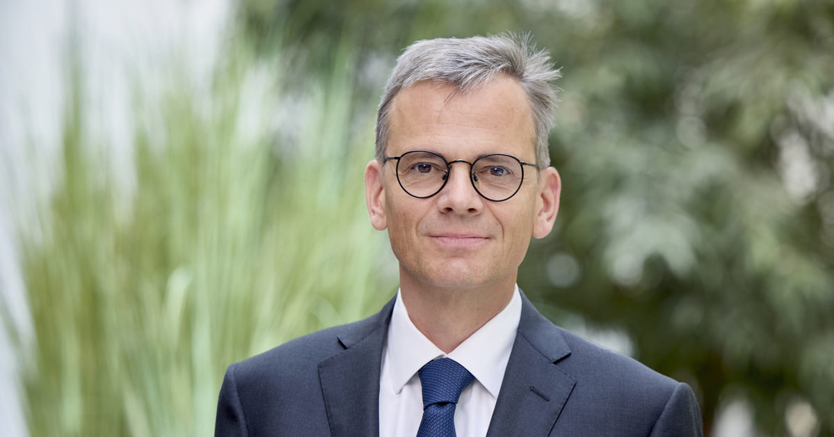 Resterampe: Zahnputz-Alternativen für SAP-CFO Dominik Asam - FINANCE